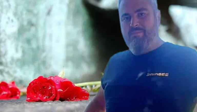 Στο Μανώλη Βαρουξάκη που μας άφησε έτσι αναπάντεχα - KOMMON